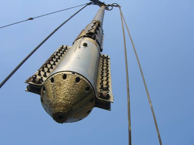 Vibroflot Equipment For Vibroflotation Compaction Of Cohesionless Soils ...