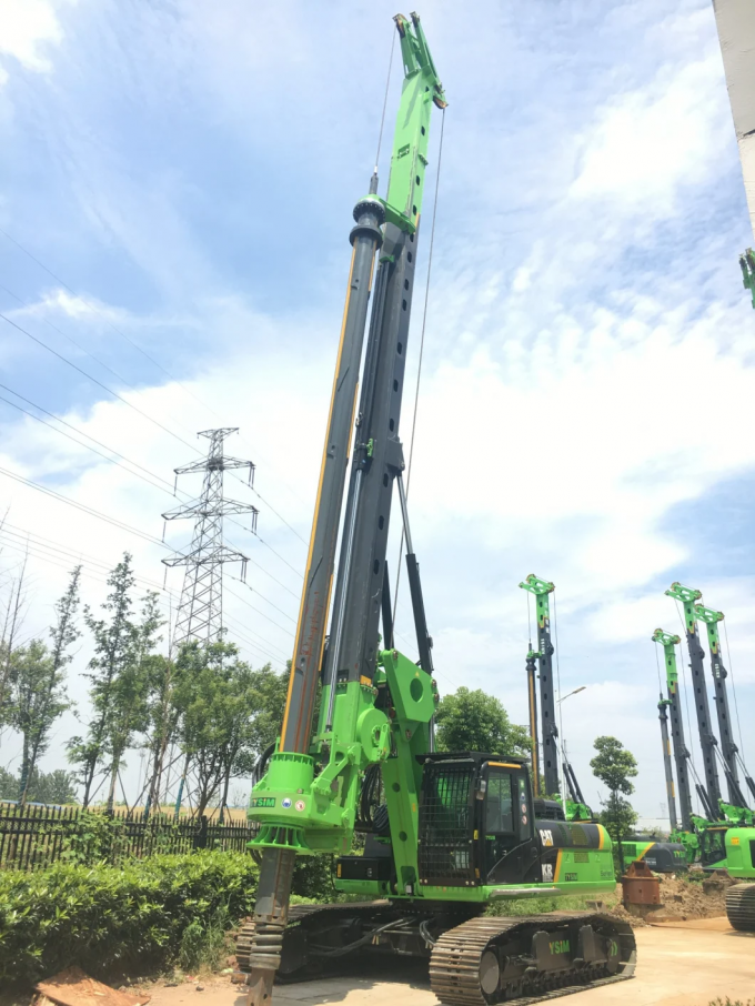 Rotary Drilling Piling Rig Machine Auger For Earth Auxiliary Winch Line ...