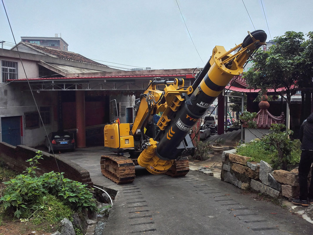 Pile Foundation Equipment , Hydraulic Rotary Piling Rig Max. Drilling ...
