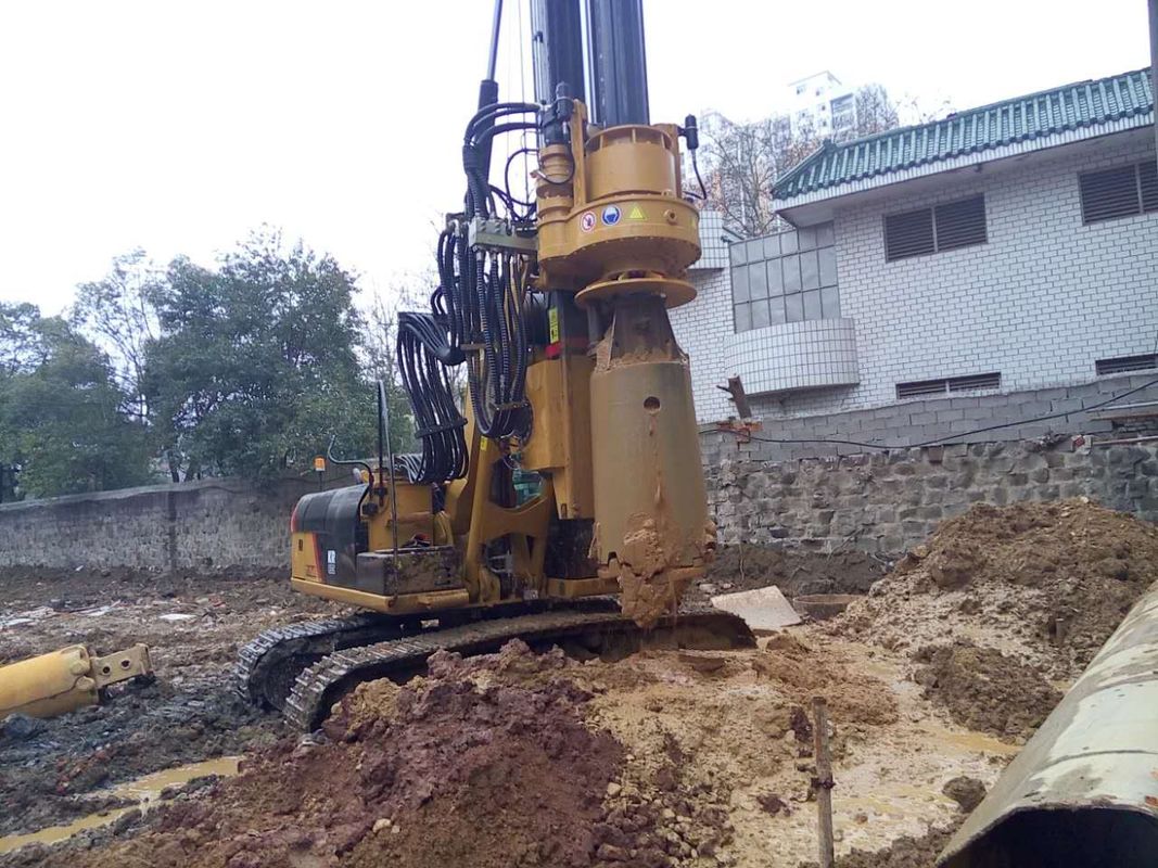 Small Hydraulic Piling Rig KR60C for Drilling 24m Depth 1000 mm ...