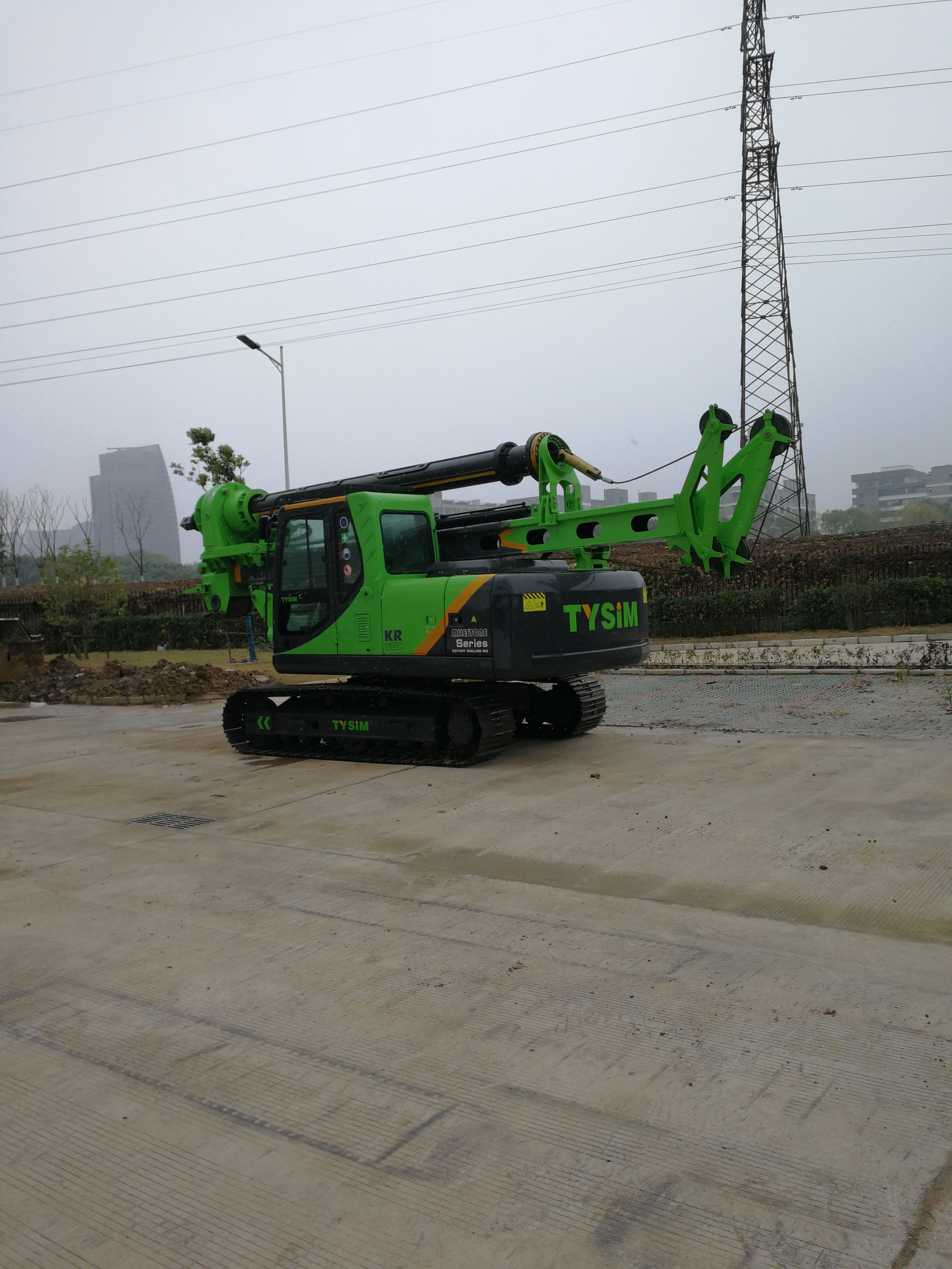 Cummins F3.8 Rotary Piling Rig 2200rpm 100kN Crowd Cylinder Pushing ...