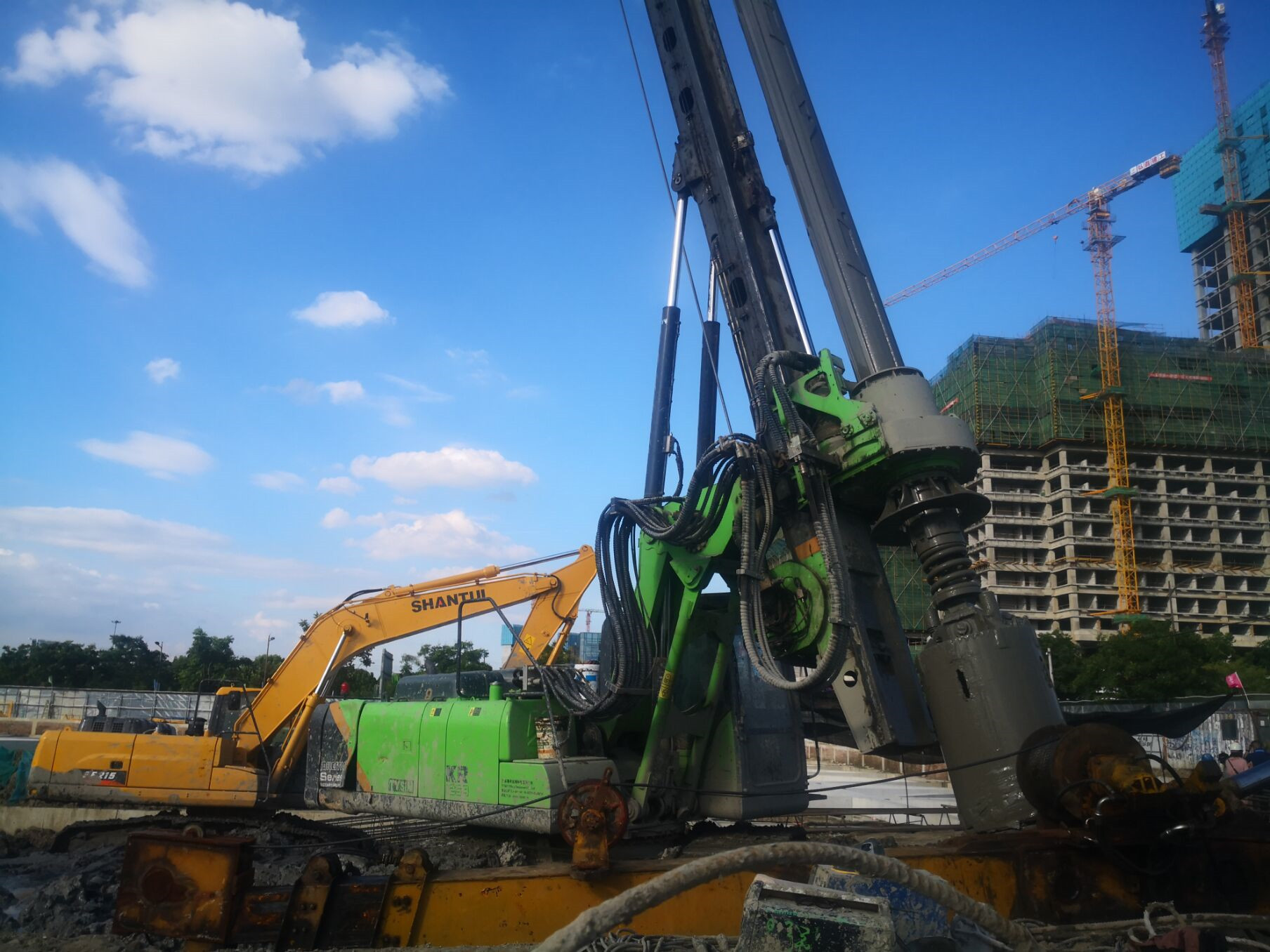 KR125 Low Noise Rotary Piling Rig For 37m Depth